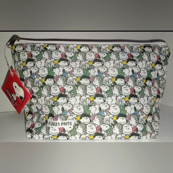 Peanuts | Bags | Peanuts Charlie Brown Snoopy Lucy Linus Makeup Toiletry Pouch Bag Case New ...